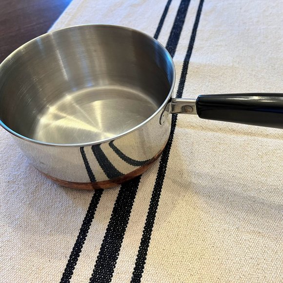 Revere Ware | Kitchen | Vintage 81 Revere Ware 1 12 Qt Quart Sauce Pan ...